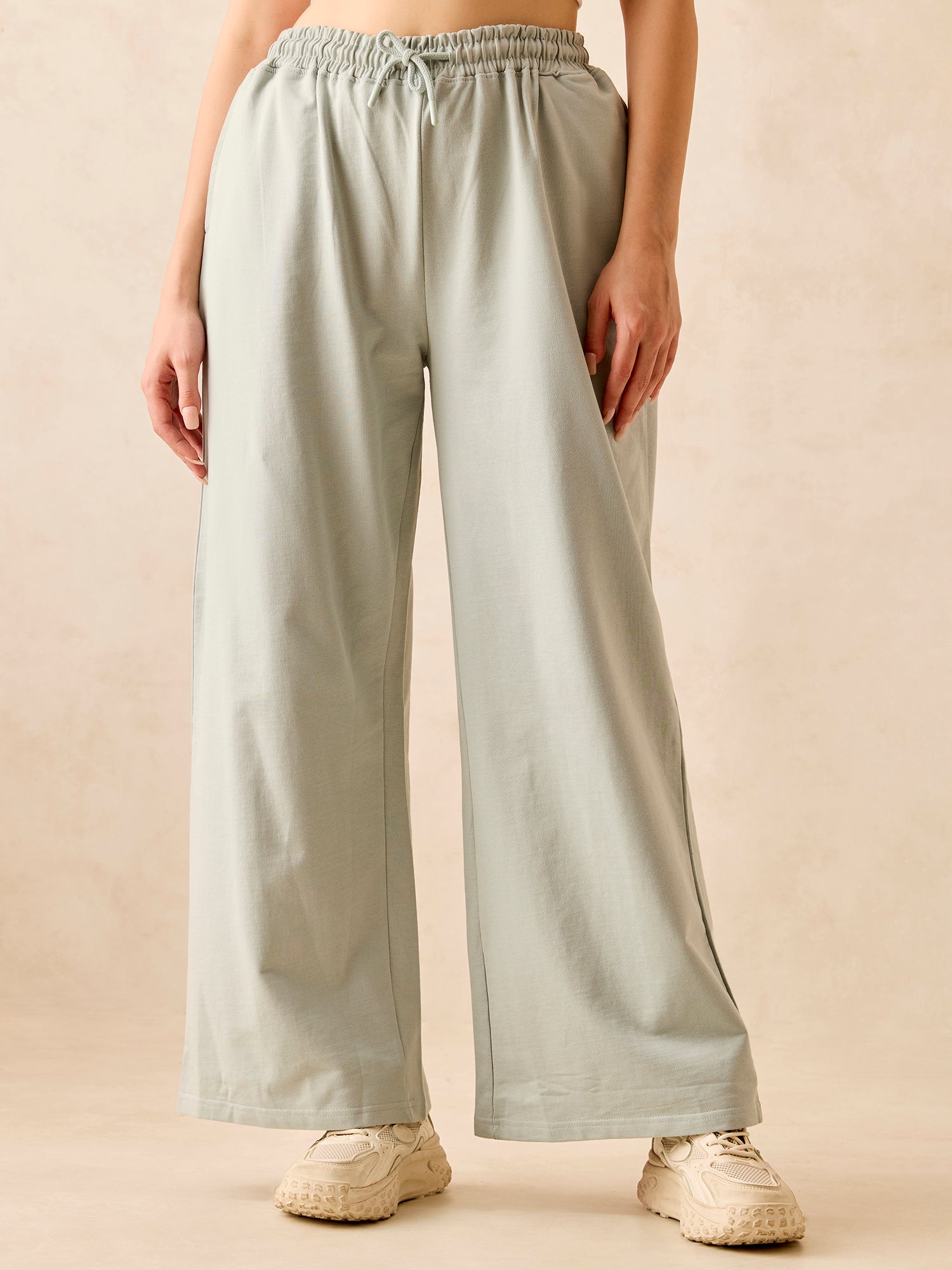 Shop Grey Solid Basic Wide Leg Sweatpants - for Women | OUTZIDR | Gen-Z ...